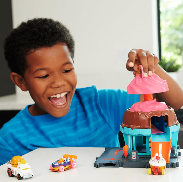 Hot Wheels: Downtown Ice Cream Swirl Playset – Book Hero