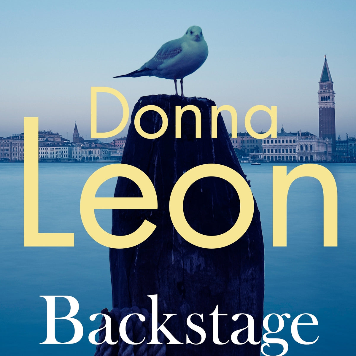 Backstage – Book Hero